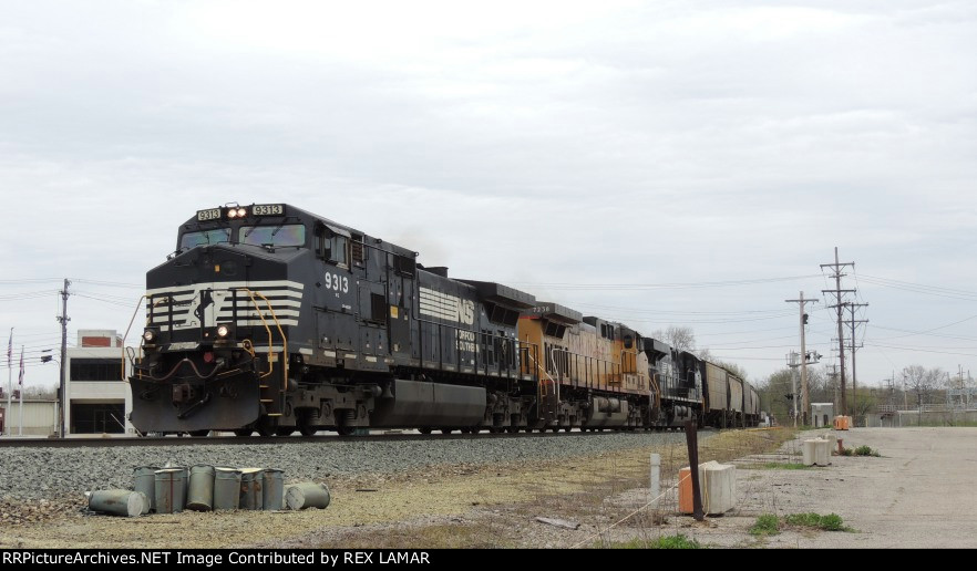 4-27-2013 NS 55A CF 90.3 (HAGERSTOWN) HAGERSTOWN, IN